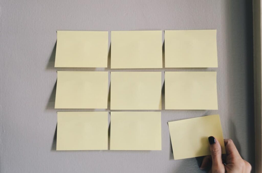 L’histoire fascinante des post-it et leur utilisation dans la vie ...